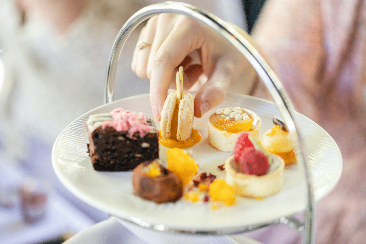De lekkerste high tea voor thuis - OpstapmetLisa
